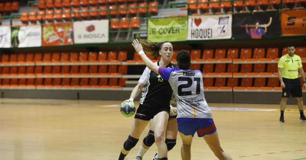 El Lleida Handbol tanca l'any amb victòria contra el Gavà, un rival directe