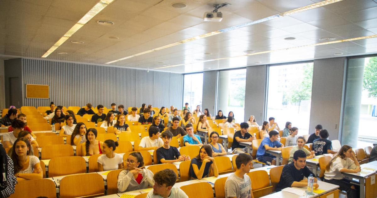 Las notas de Bachillerato están hinchadas, más en centros privados ...