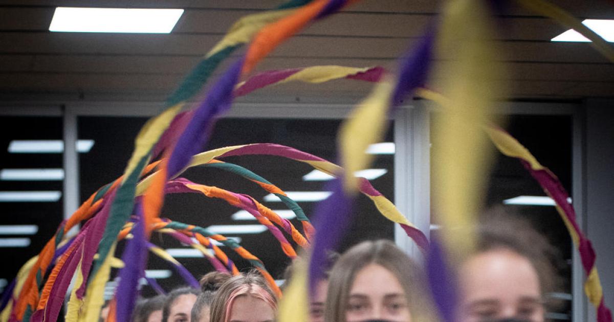 Mig segle ballant en català