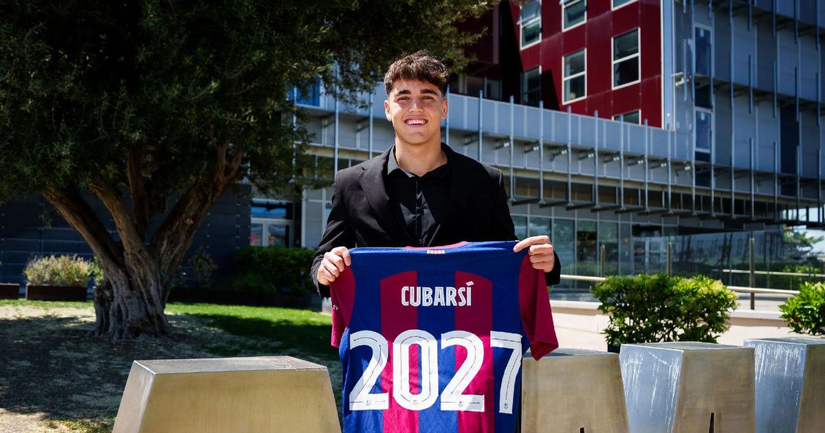 Pau Cubarsí renueva con el Barça hasta el año 2027
