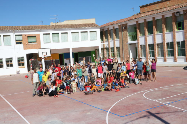 Cambray coloca la primera piedra de la nueva escuela L'Àlber de Albesa