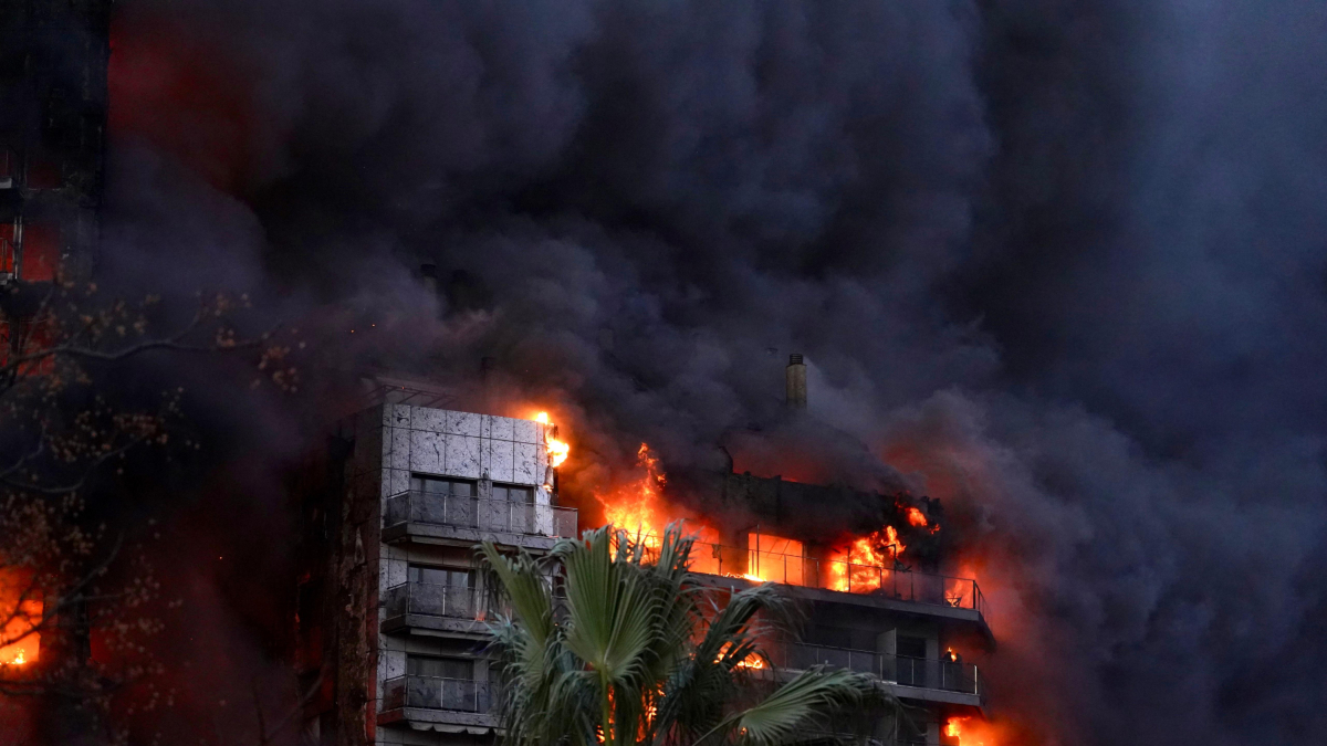 Ascendeixen a 9 els morts confirmats en l’incendi de València
