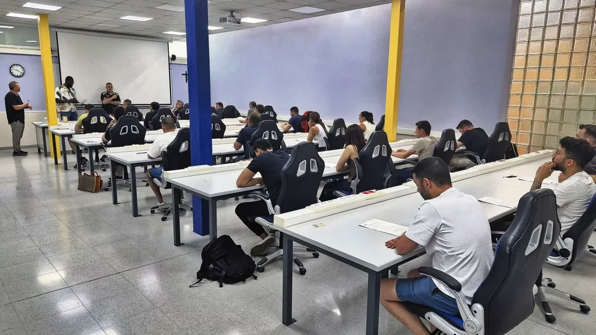Casi 40 candidatos a 3 plazas de Policía local en Mollerussa