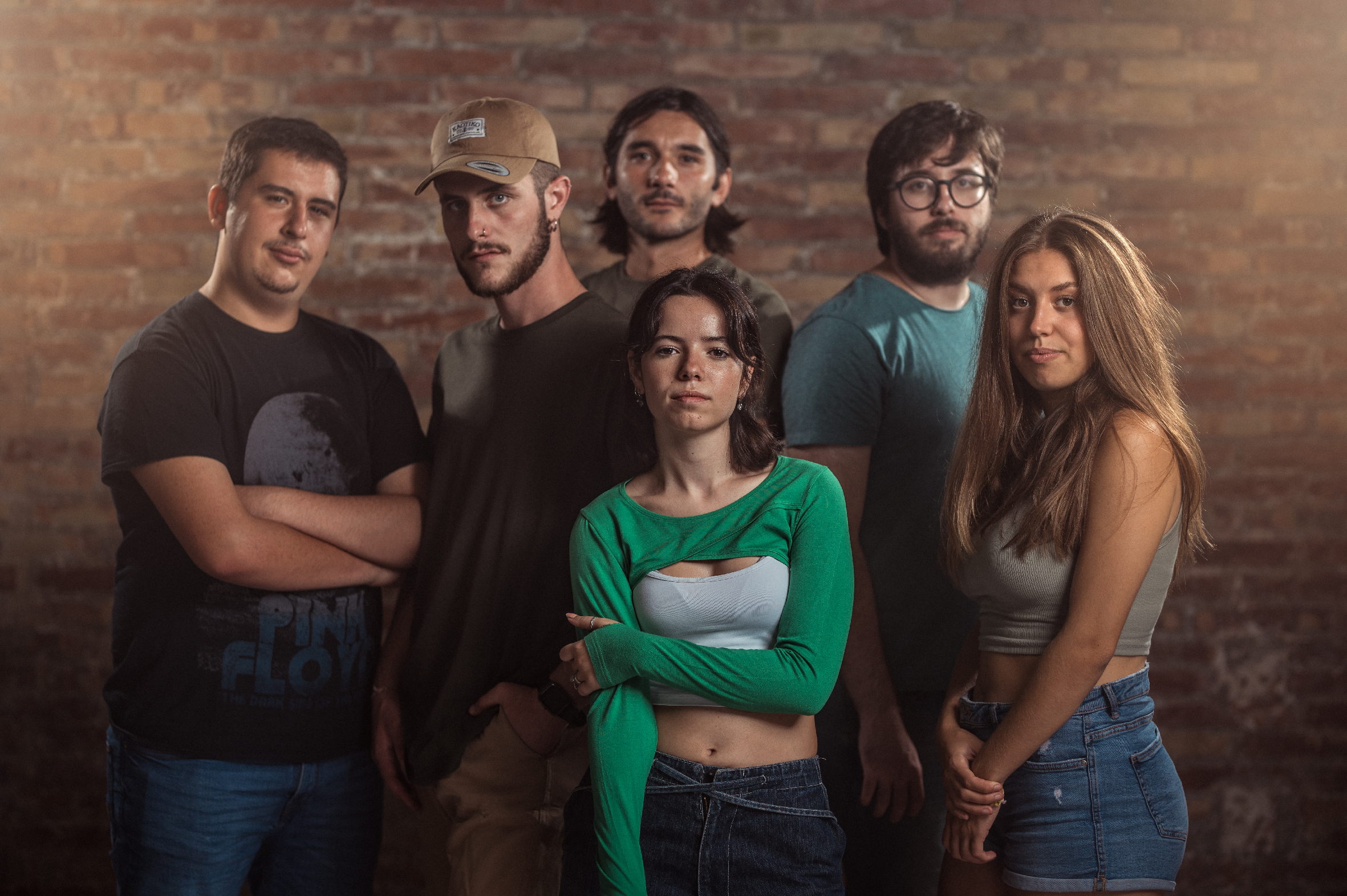 Abril, Bru y Gos Mullat, en la final de bandas emergentes