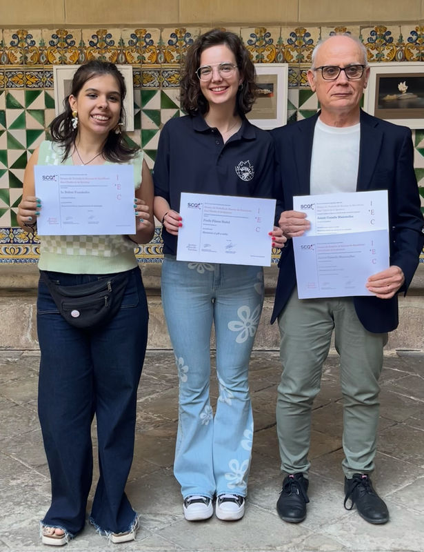 La Societat Catalana de Química premia a 2 alumnas del Guindàvols