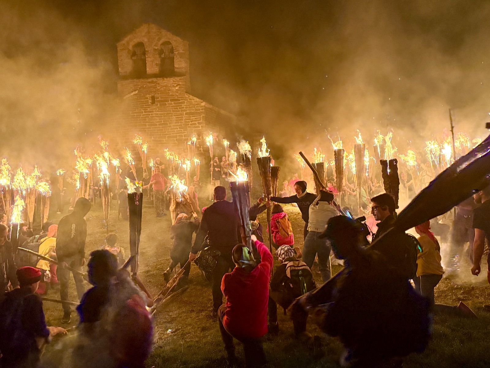 Falles 2025: Durro encén el ritu del foc