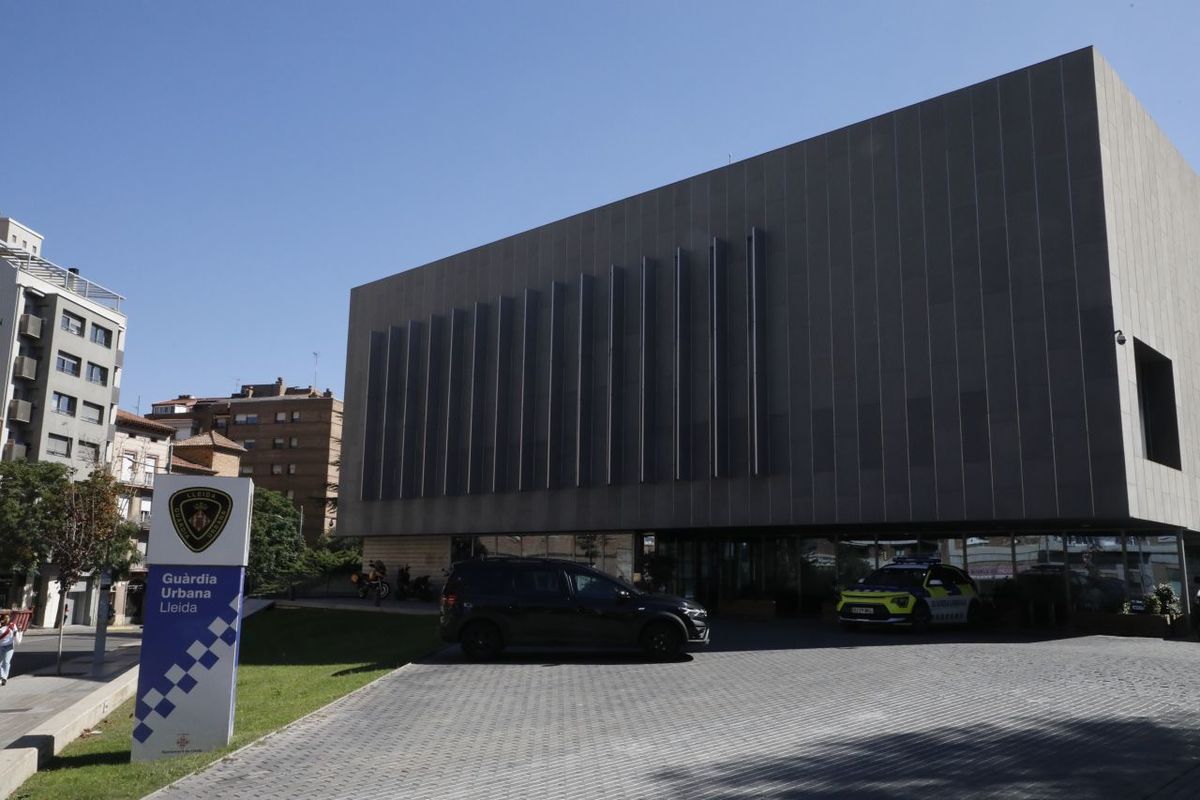 Detenido por pagar con una tarjeta que no era suya a Lleida